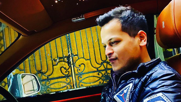 Singer Shrey Singhal's New Car: सिंगर श्रेय सिंघल ने खरीदी करोड़ों की ...