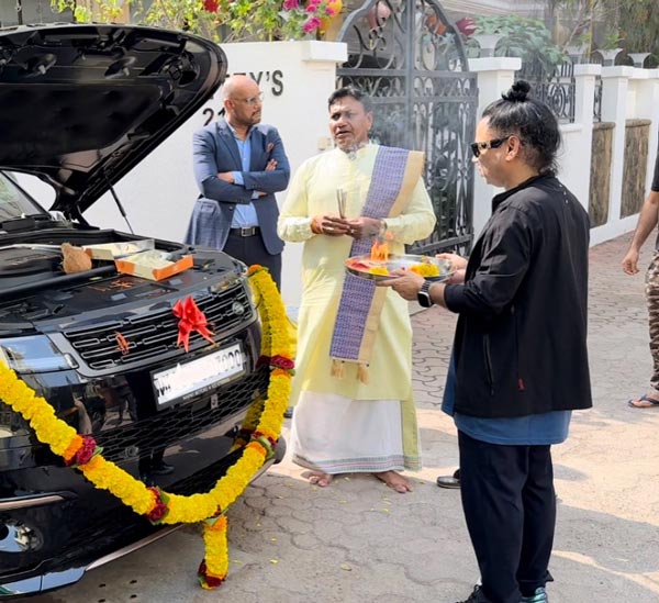 Kailash Kher Buys Range Rover Sport Worth Rs 2.80 Crore : अपनी आवाज से ...