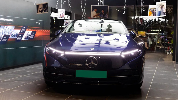 Indian Playback Singer Shaan Takes Delivery Of Mercedes-Benz EQS ...