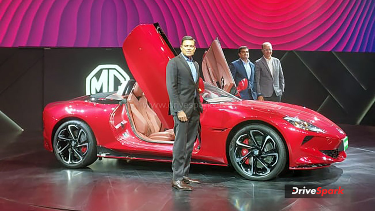 JSW MG Motor India Showcased Cyberster electric sportscar India ...