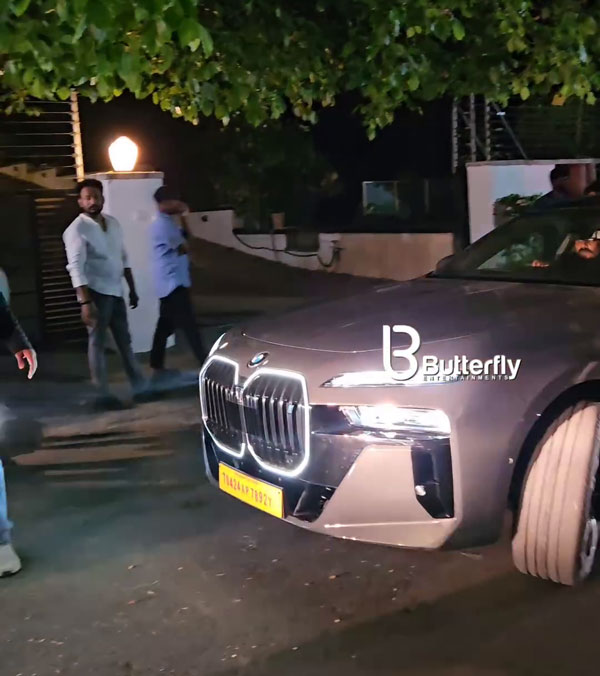 Pushpa Actor Allu Arjun New Car BMW 7 Series : साउथ सिनेमा के सुपरस्टार ...