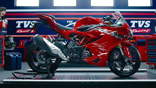 2024 TVS Apache RR 310 launched In India : पावरफुल इंजन के साथ लॉन्च हुई नई 2024 TVS Apache RR ...