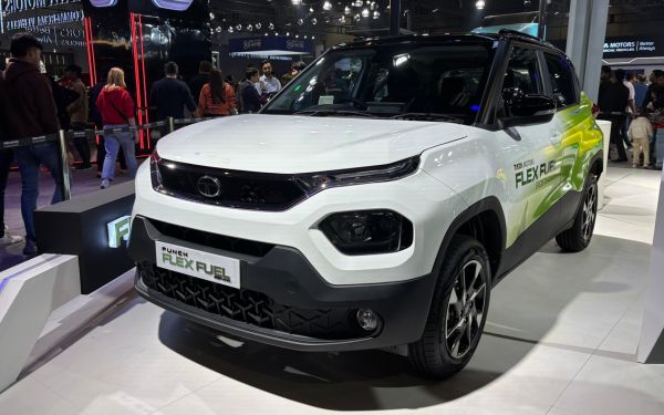 Tata Punch Flex Fuel की ग्रैंड एंट्री! पेट्रोल, सीएनजी और EV के बाद अब ...