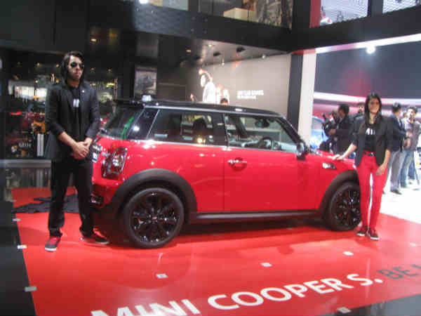 Mini India Launch | Delhi Auto Expo | Premium Hatch Back |BMW India ...