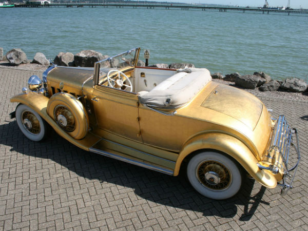 Liberace’s Gold Plated Cadillac To Be Auctioned - DriveSpark