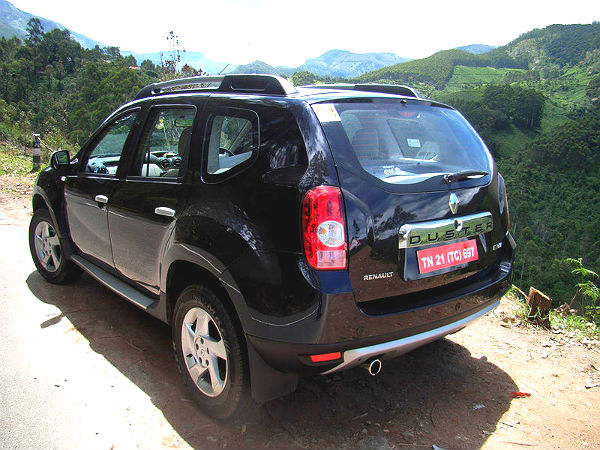 Nissan Terrano & Renault Duster : A Comparison - DriveSpark News