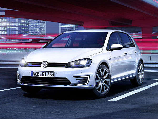 Volkswagen Golf GTE Hybrid Revealed - DriveSpark News
