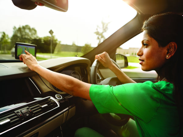 TomTom Start Series Smart Portable Navigation Device Launched In India ...