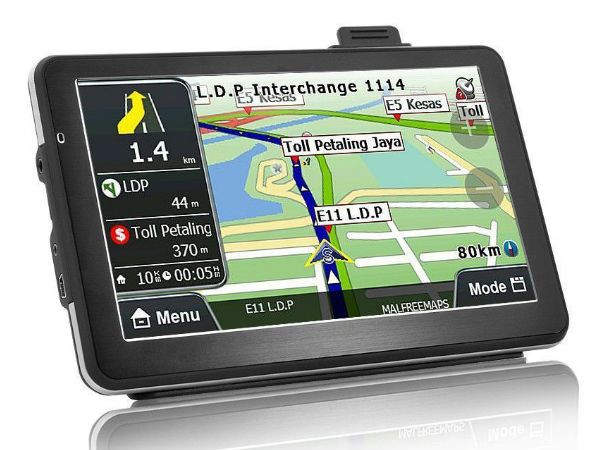 How A Portable GPS Navigation Device Works - DriveSpark