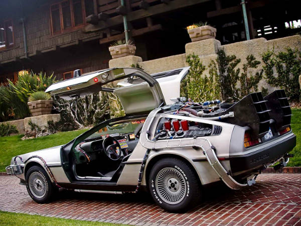 Top 10 Iconic Movie Cars - DriveSpark