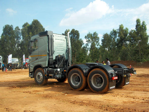 Volvo Launches New Range Of Trucks In India - DriveSpark News