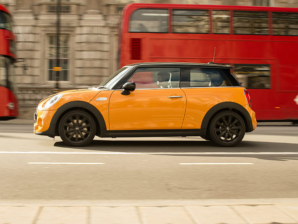 Mini Cooper S Launched; Price, Specs, Features & More - DriveSpark News
