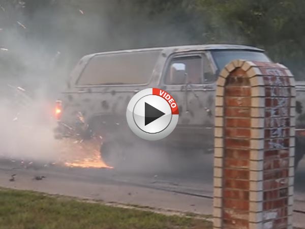 Best Burnout Continues Even When Rubber Is Burnt Away - DriveSpark