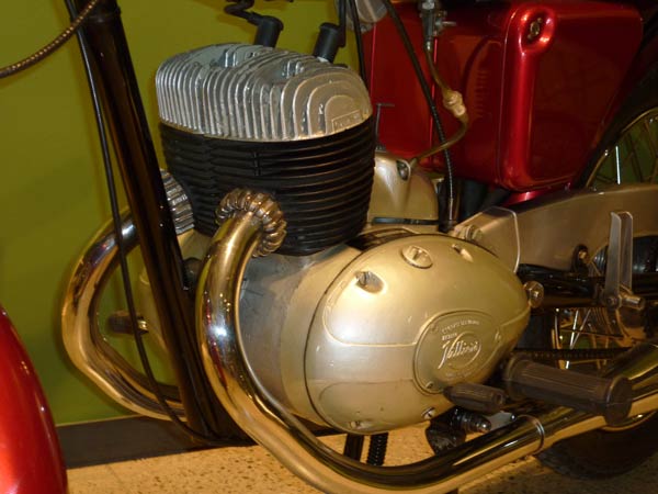 Motorcycle Engine Configurations And Layouts—All You Need To Know ...