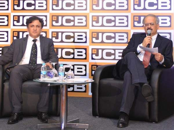 JCB Introduces Livelink—Latest Telematics Technology - DriveSpark News