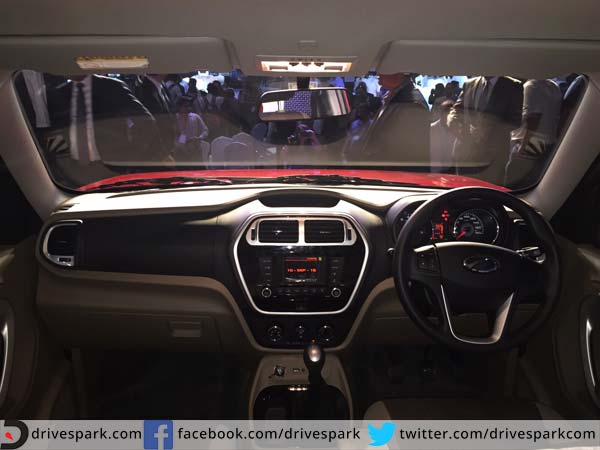 Mahindra TUV 300 Launched: Price, Specs, Features & More! - DriveSpark News