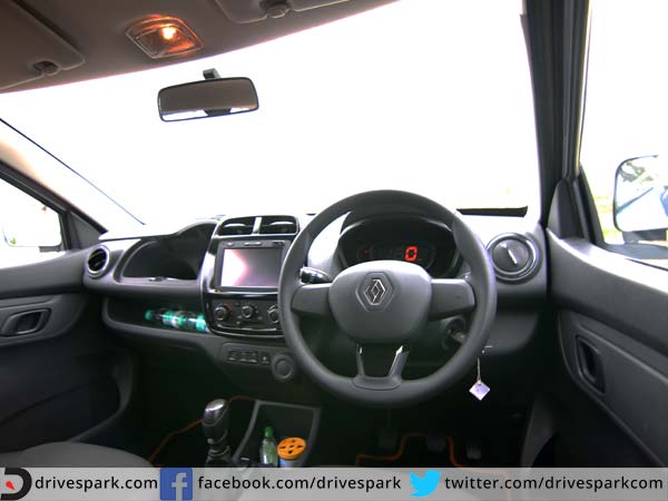 2015 Renault Kwid Review—Drive The Change - DriveSpark Reviews