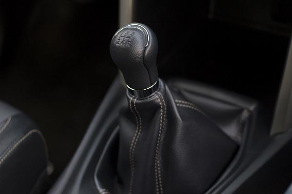 Toyota Innova Crysta Automatic Test Drive Review - DriveSpark Reviews