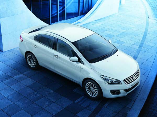 Maruti Suzuki Ciaz SHVS Witnesses Rs. 69,000 Price Slash - DriveSpark News
