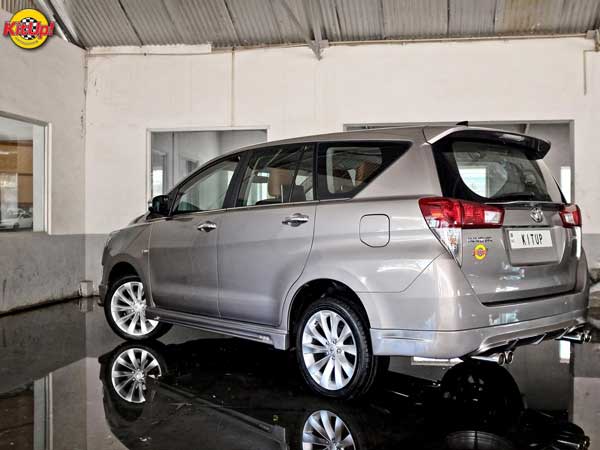 Toyota Innova Crysta Modified: It Looks Awesome - DriveSpark