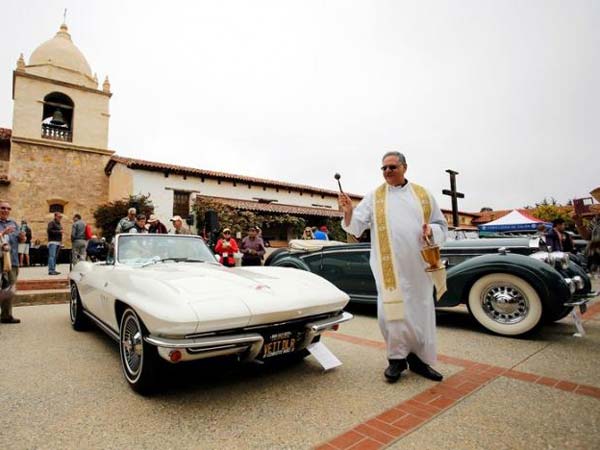 Blessing Of The Automobiles Sees Priest Bless Cars At Monterey Car Week ...