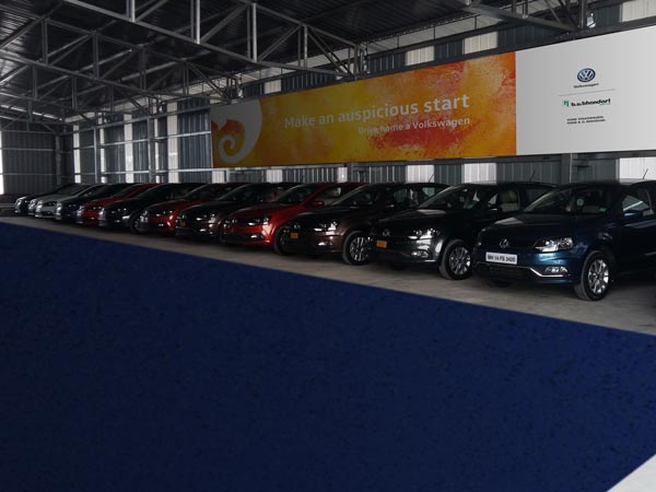 Volkswagen Delivers 111 Cars In Pune On Ganesh Chaturthi - DriveSpark News