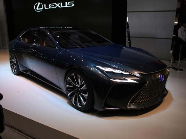 Lexus Hydrogen Fuel Cell Powered Vehicle Coming By 2020 - DriveSpark News