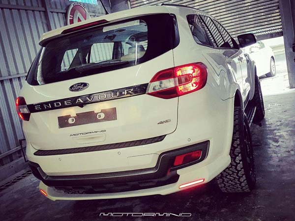 This Customised Ford Endeavour Is A Mean Looking SUV - DriveSpark News
