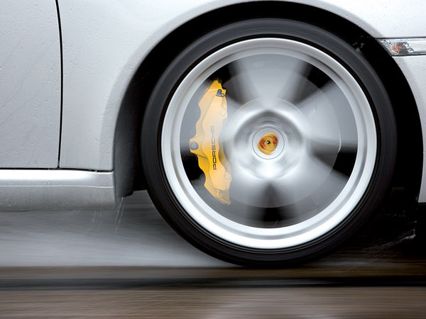 Explained: Why Car Wheels Appear To Spin Backwards - DriveSpark