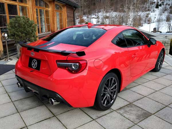 2017 Toyota 86 Sports Coupe 860 Special Edition Revealed - DriveSpark News