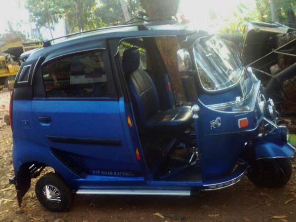 Auto Rickshaw Modified To Look Like A Tata Nano - DriveSpark