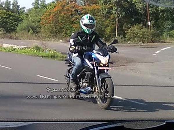 Spy Pics: Bajaj Pulsar NS160 Spotted Testing In India - DriveSpark News