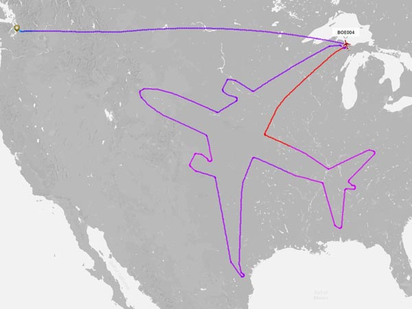 Boeing-787 Dreamliner Draws Its Own Outline Over The US During 17-hour ...