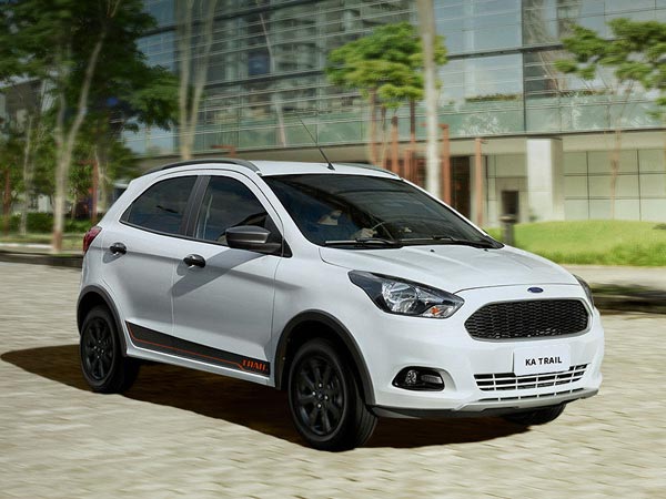 Spy Pics: Ford Figo Cross Spotted Testing In India - DriveSpark News