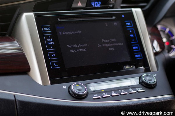 Toyota Innova Crysta Automatic Test Drive Review - DriveSpark Reviews