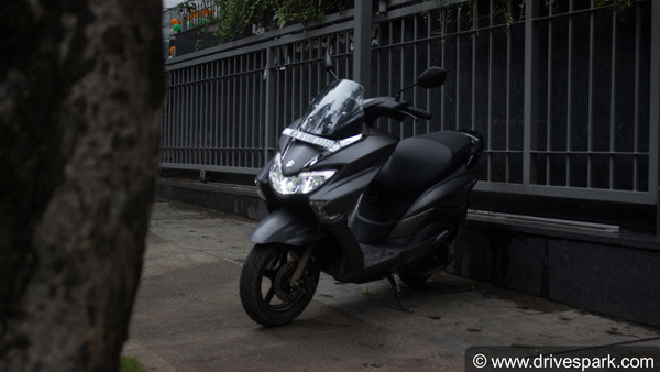 Suzuki Burgman Street Road Test Review - DriveSpark Reviews