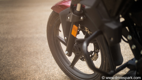 Honda X-Blade Review & Test Ride Report: Specifications, Price, Mileage ...