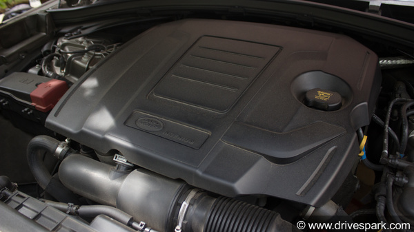 Range Rover Velar P250 Petrol Review: Performance, Specs, Key Features ...