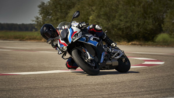 BMW M1000 RR Unveiled: Specs, Features, Performance, Aero Package ...