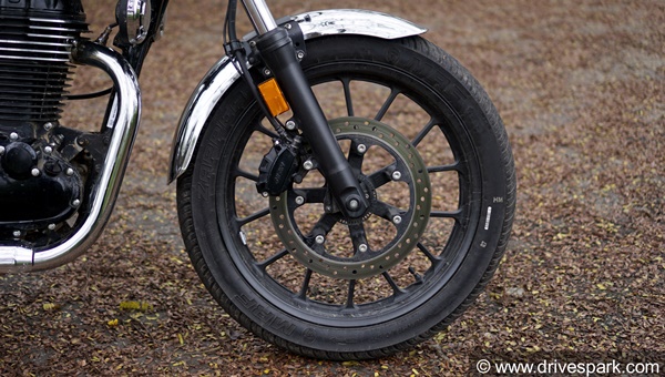 Honda H’ness CB350 Review (First Ride): Performance, Handling, Mileage ...