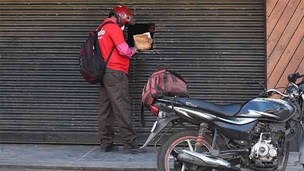 Zomato To Completely Switch To Electric Vehicles By 2030 — EVs For Eco ...