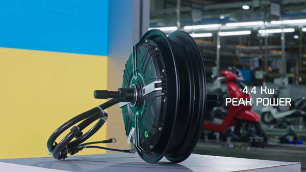 2022 TVS iQube Launched At Rs 98,564 - 3 Variants| Range| Images| Specs| Features - DriveSpark News