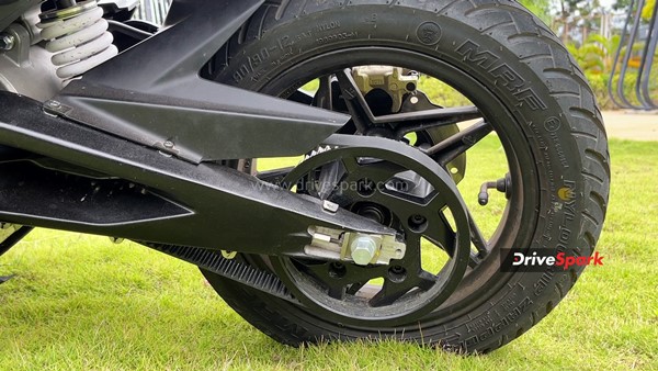 Simple One Electric Scooter Review: Design, Specs, Performance ...