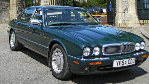 Let Us Take A Look At The Iconic Car Collection Of Queen Elizabeth II ...