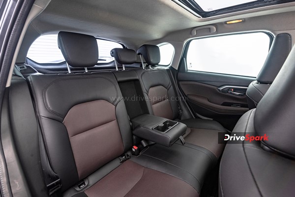 Maruti Suzuki Grand Vitara First Drive Review - Driving Impressions ...