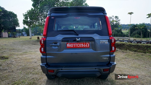 Mahindra Scorpio Classic Review: Design, Specs, Performance, Off-Road ...