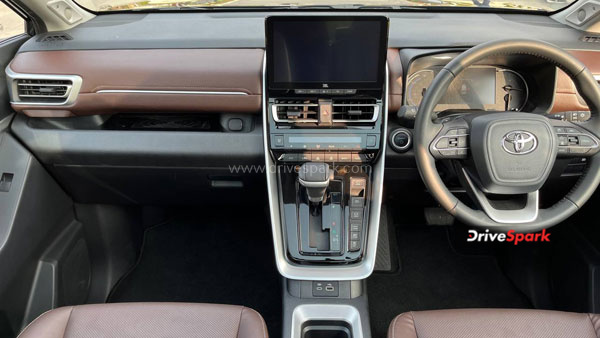 Toyota Innova Hycross – 5 Variants, But Which One To Choose ...