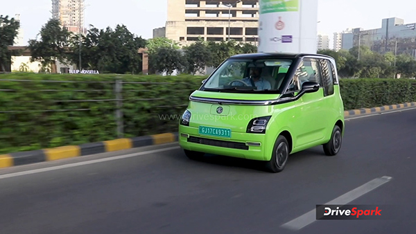 MG Comet EV Review - Range| Price| Specs| Features| Driving Impressions ...