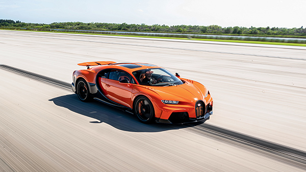 Bugatti's Finding 400 Experience Sees 18 Chirons Hit 400km/h At Kennedy ...
