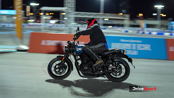 Traits Of An Experienced Rider - DriveSpark News